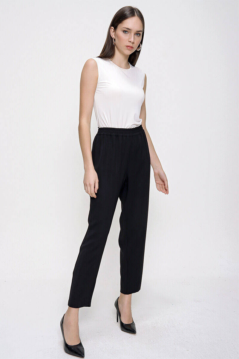 3589111 Beli Lastikli Dar Paça Rahat Kesim Crep Pantolon - Aker
